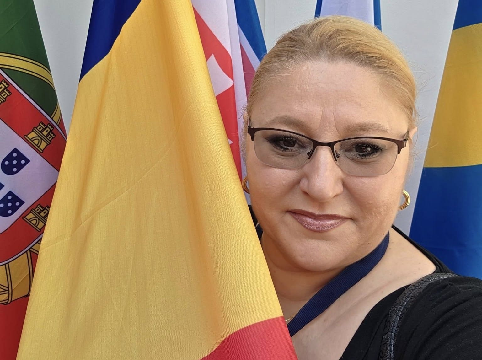 Diana Șoșoacă, chemată la audiere în Parlamentul European. Imunitatea ...